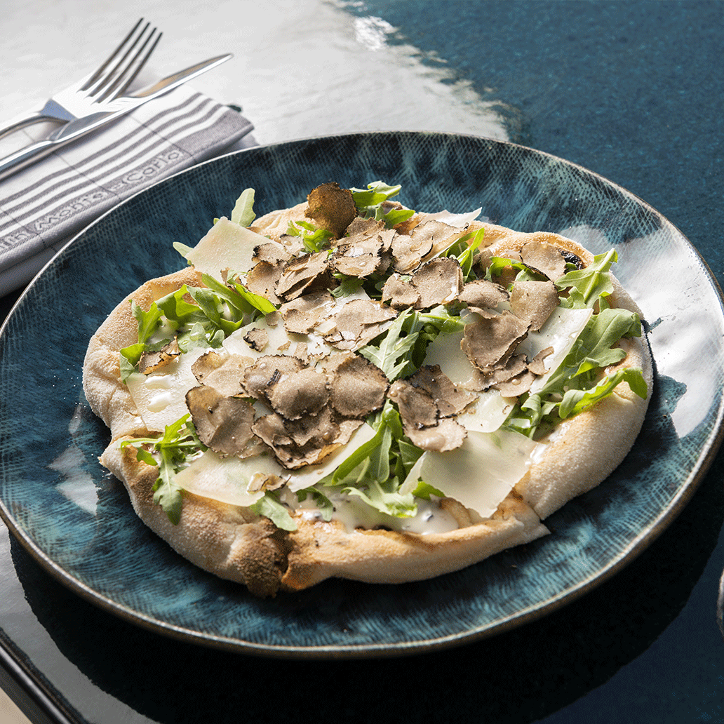 Iconic Pizza - Beefbar Doha Menu